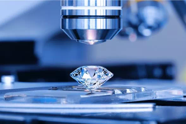 Beauty Of Lab-Grown: CVD vs HPHT Process Of Diamond Creation – Love ...
